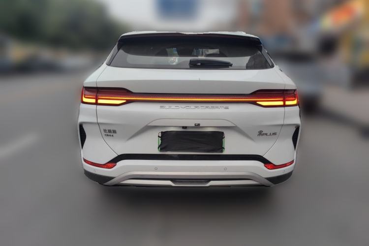 Подержанный BYD Song PLUS New Energy 2023 Champion Edition DM-i 110KM ...