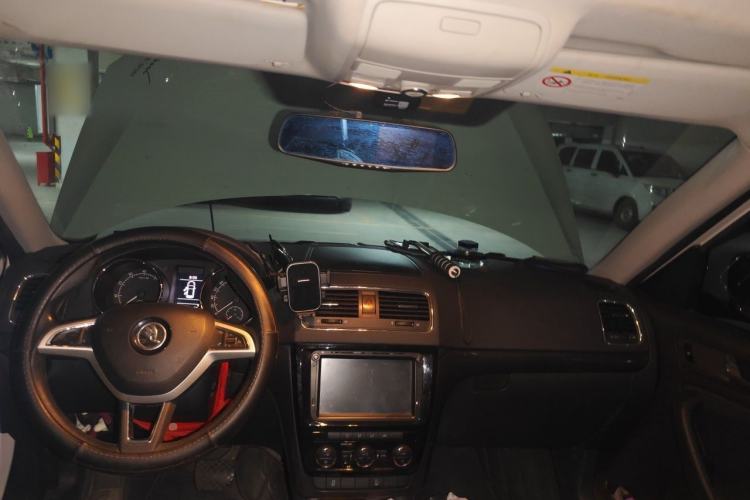 Used Skoda Yeti 2017 TSI280 DSG Innovation Edition for Sale - Cheap ...