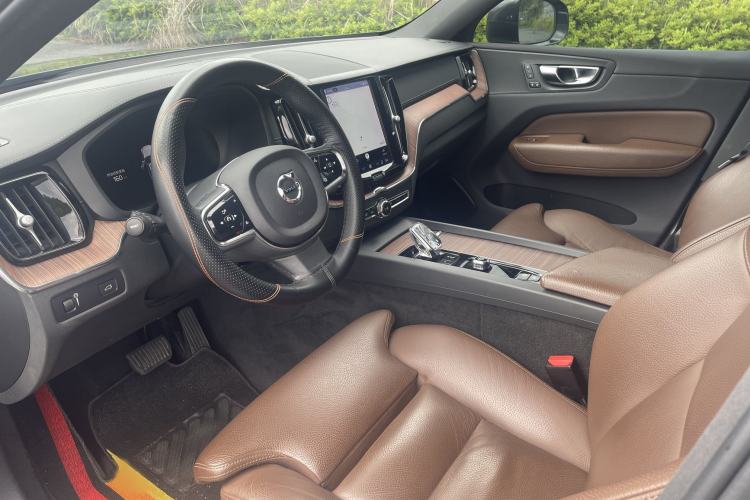Used Volvo XC60 2022 B5 4x4 Smart Luxury Edition for Sale - Cheap Price ...